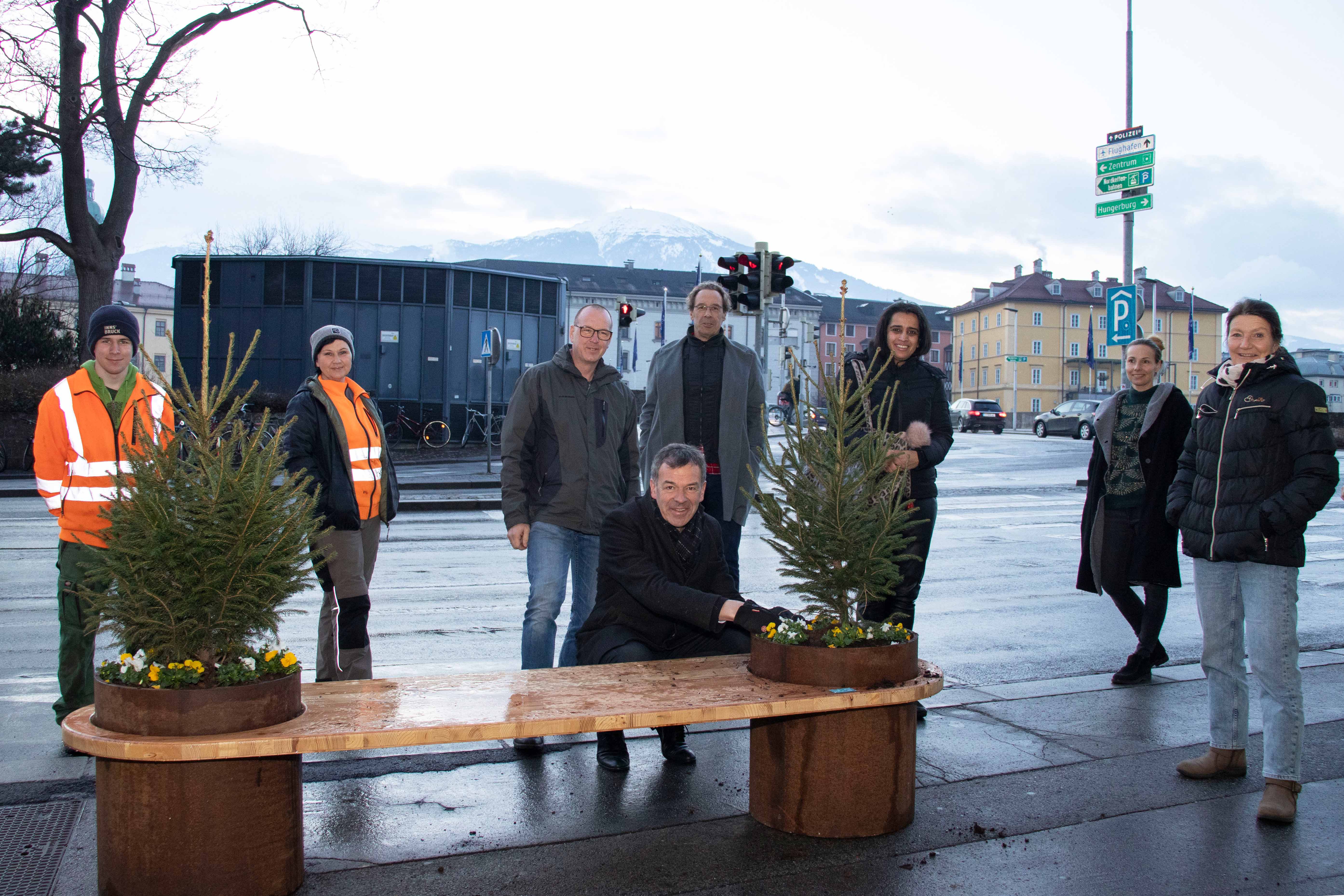 Neue Sitzmöbel in St. Nikolaus | Innsbruck Informiert
